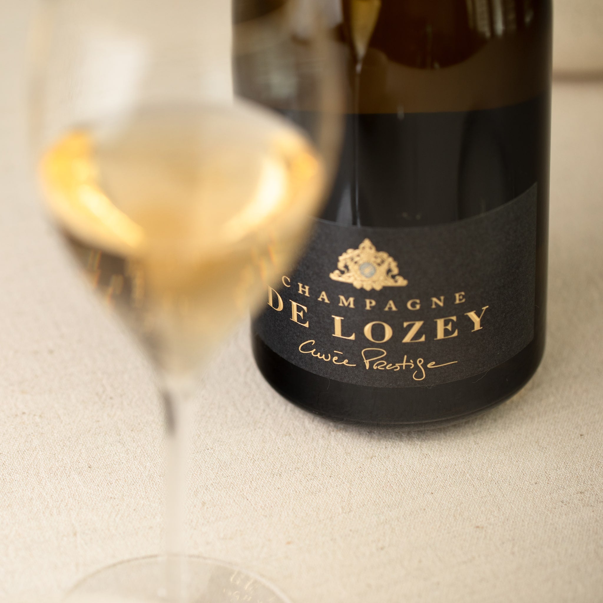 Champagne Cuvée Prestige (AOP) - Champagne De Lozey